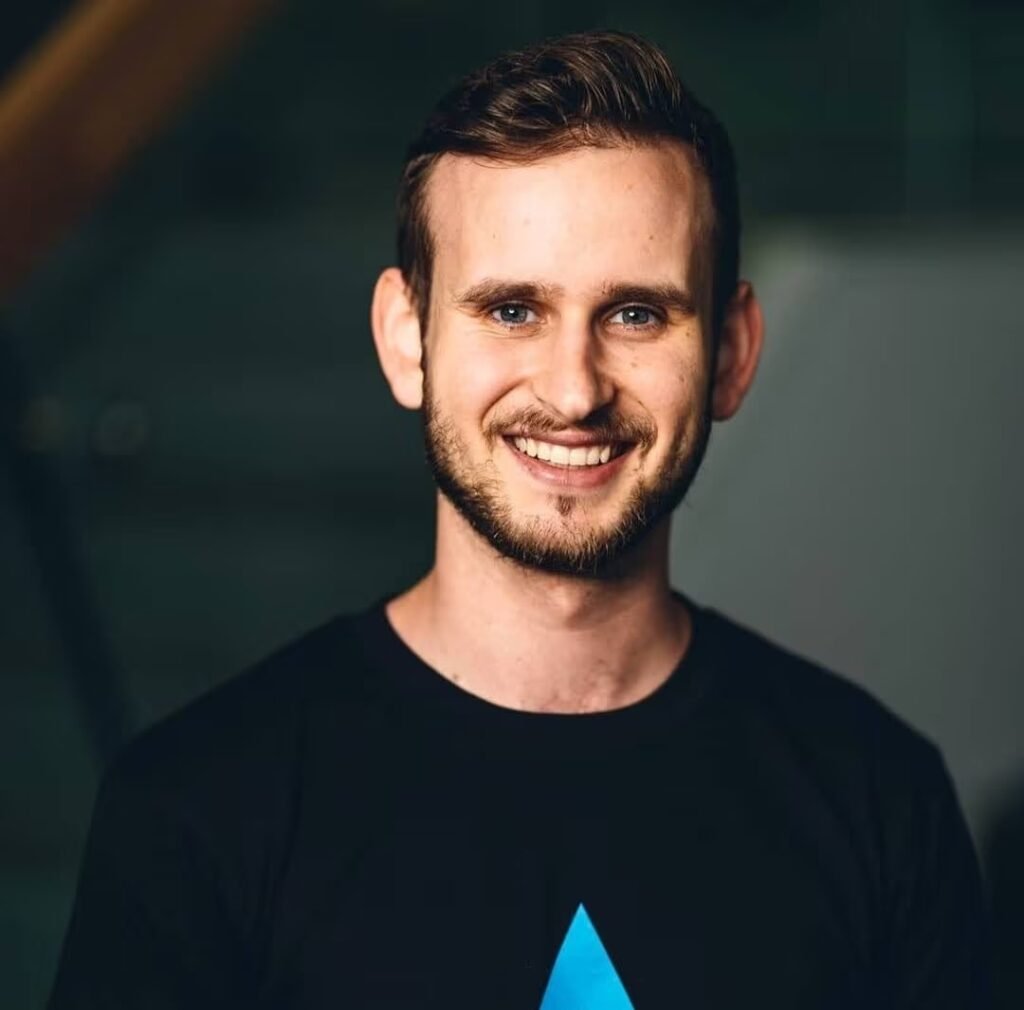 Human intelligence can be physical | Nanodigest